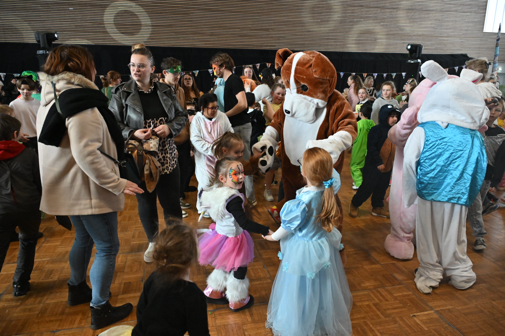 Inscrivez vos enfants dès le 2 février pour le grand bal costumé sur le ...